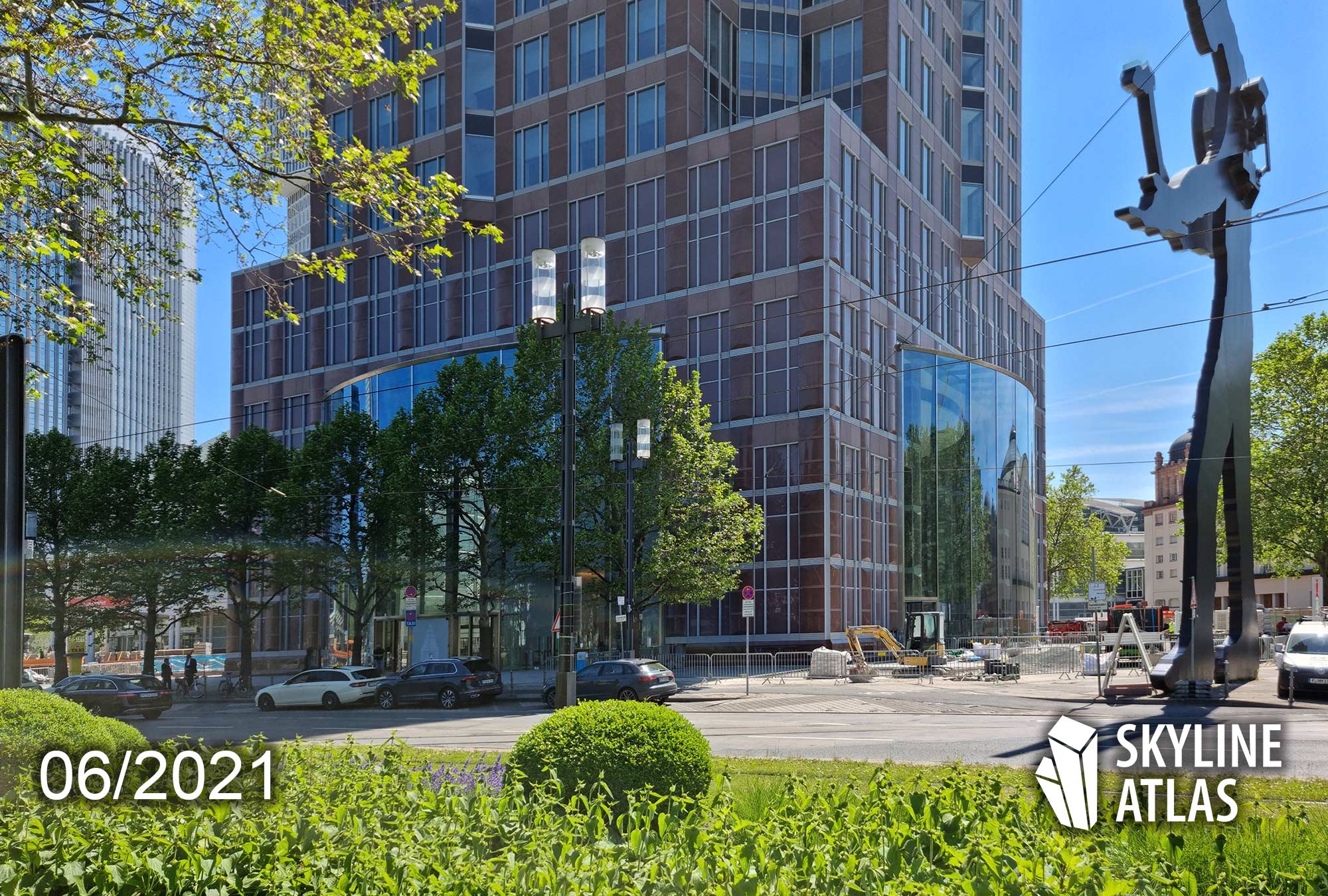 messeturm-frankfurt-germany-renovation-base-facade-windows-messeturm ...