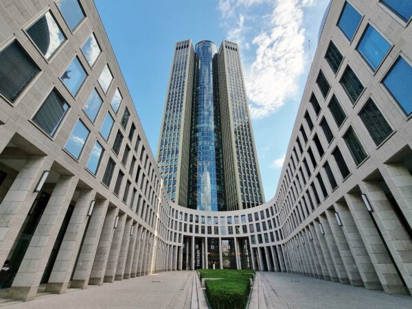 Tower 185 - SKYLINE ATLAS