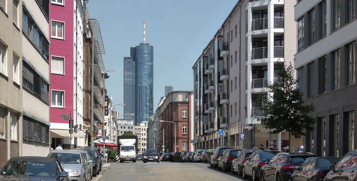 MAIN TOWER - SKYLINE ATLAS