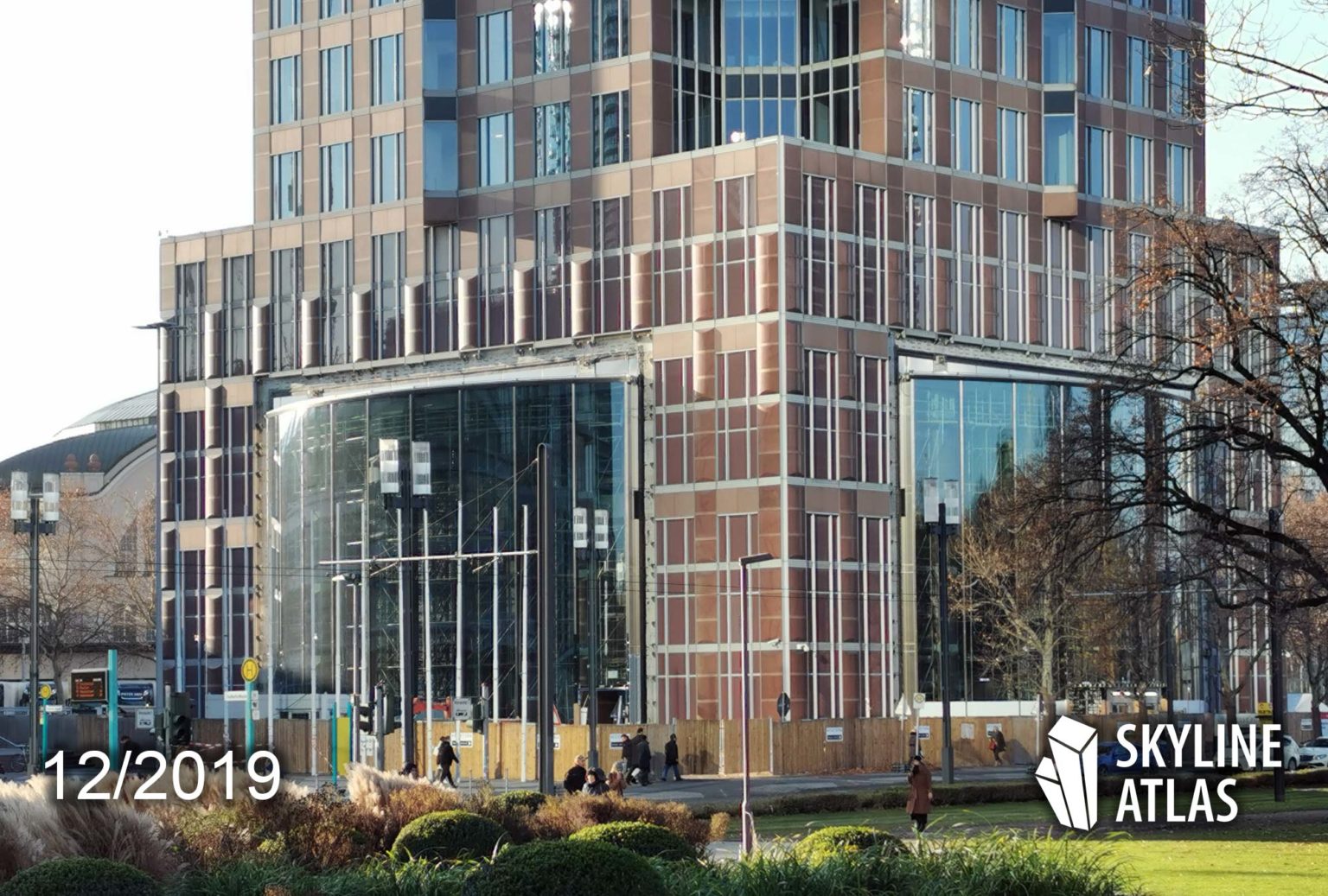 MesseTurm Frankfurt - The famous Art Deco Skyscraper in Frankfurt