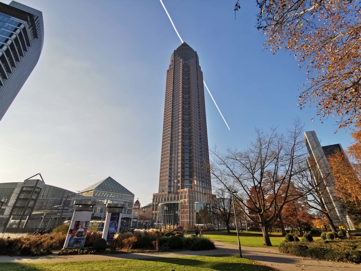 MesseTurm Frankfurt - The famous Art Deco Skyscraper in Frankfurt