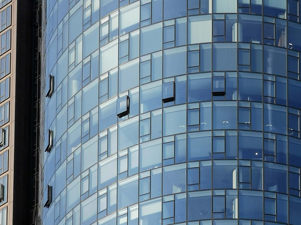 MAIN TOWER - SKYLINE ATLAS