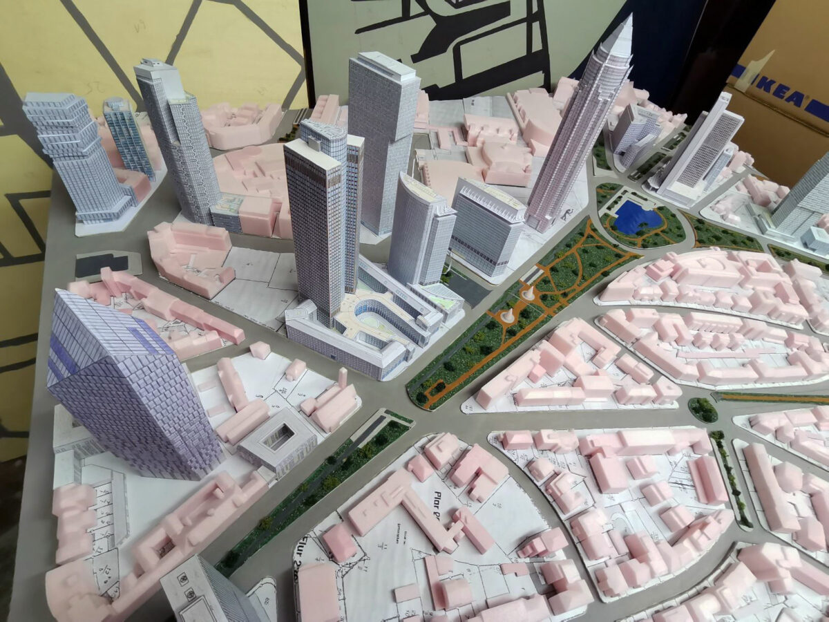 Frank Reuter - SKYLINE ATLAS