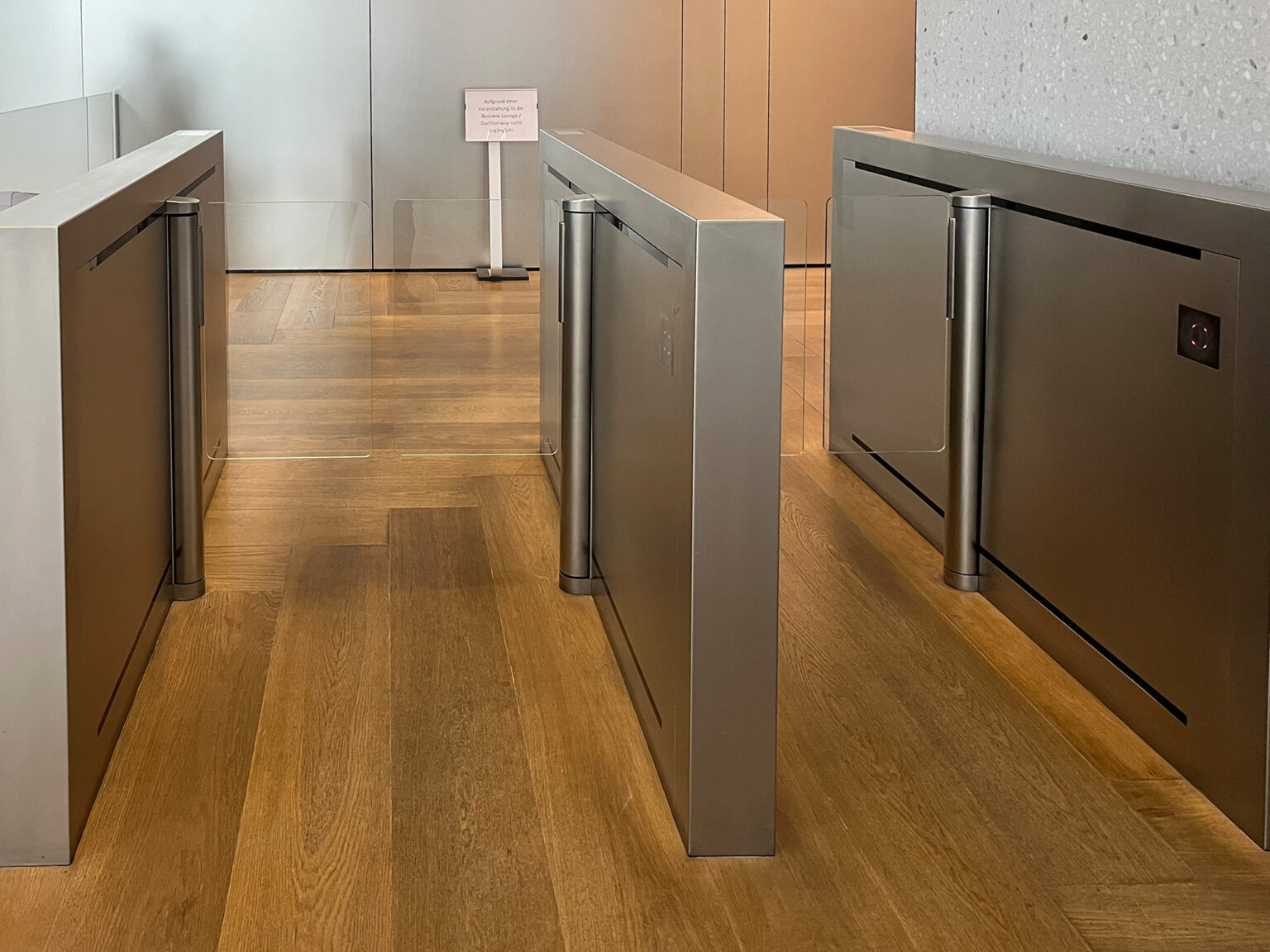 Schindler's High-performance Elevators in the Omni Tower - SKYLINE ATLAS