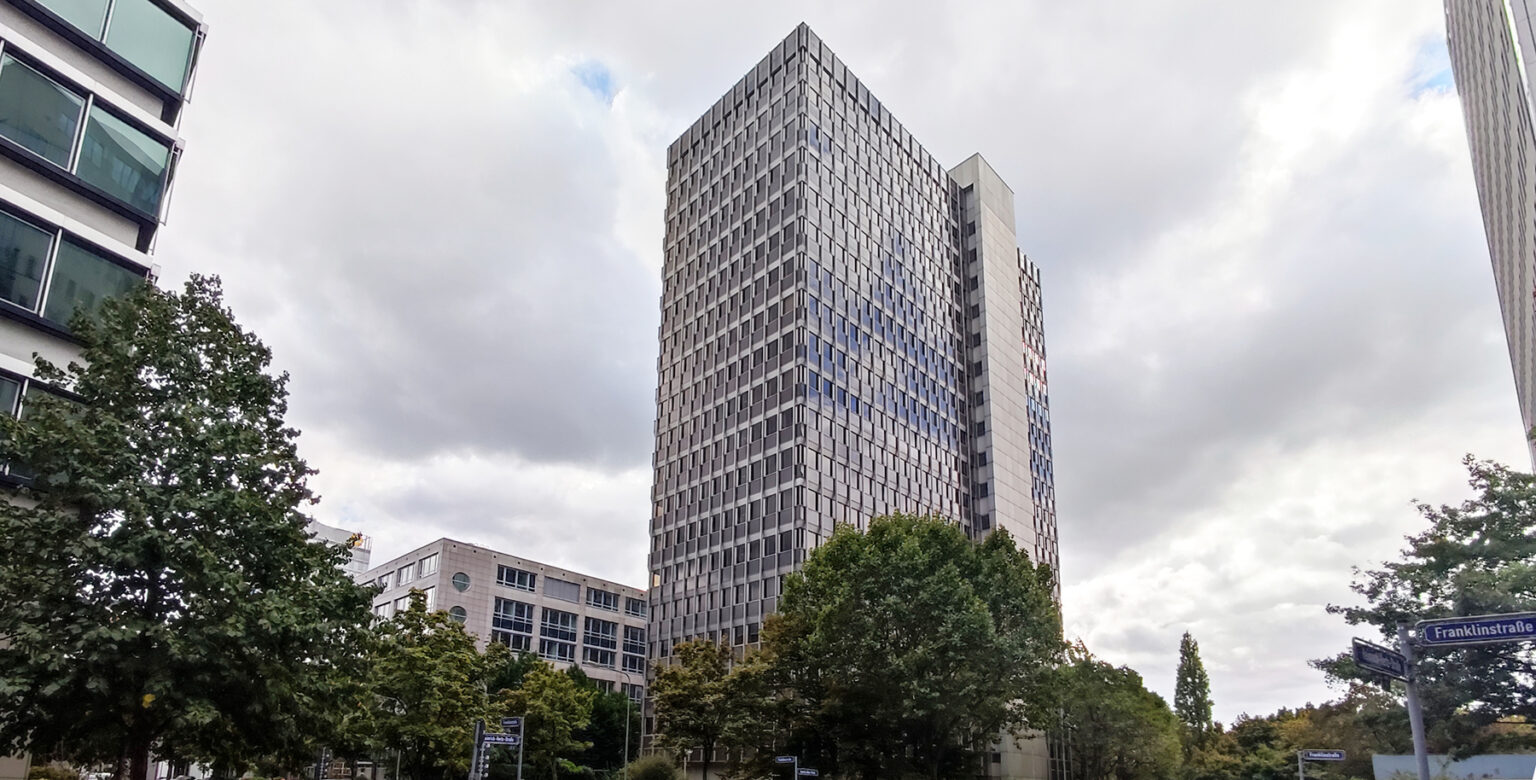 Theodor-Heuss-Allee 110 - SKYLINE ATLAS