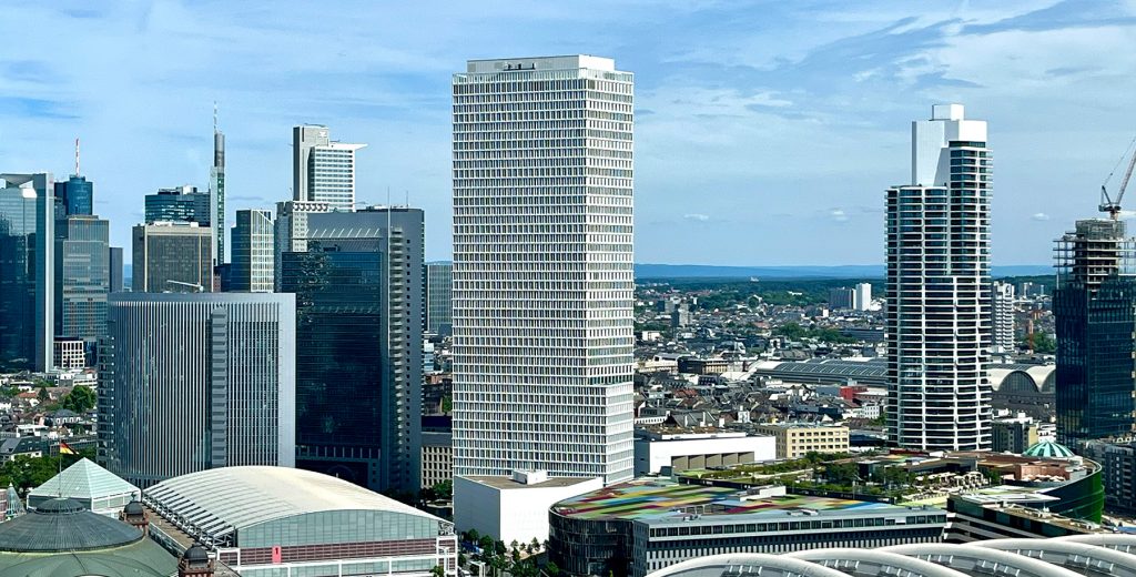 Frankfurt NFT bar Archives - SKYLINE ATLAS